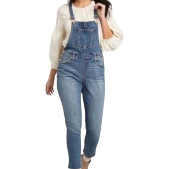 Universal Thread | Pants & Jumpsuits | Womens Denim Overalls Universal ...